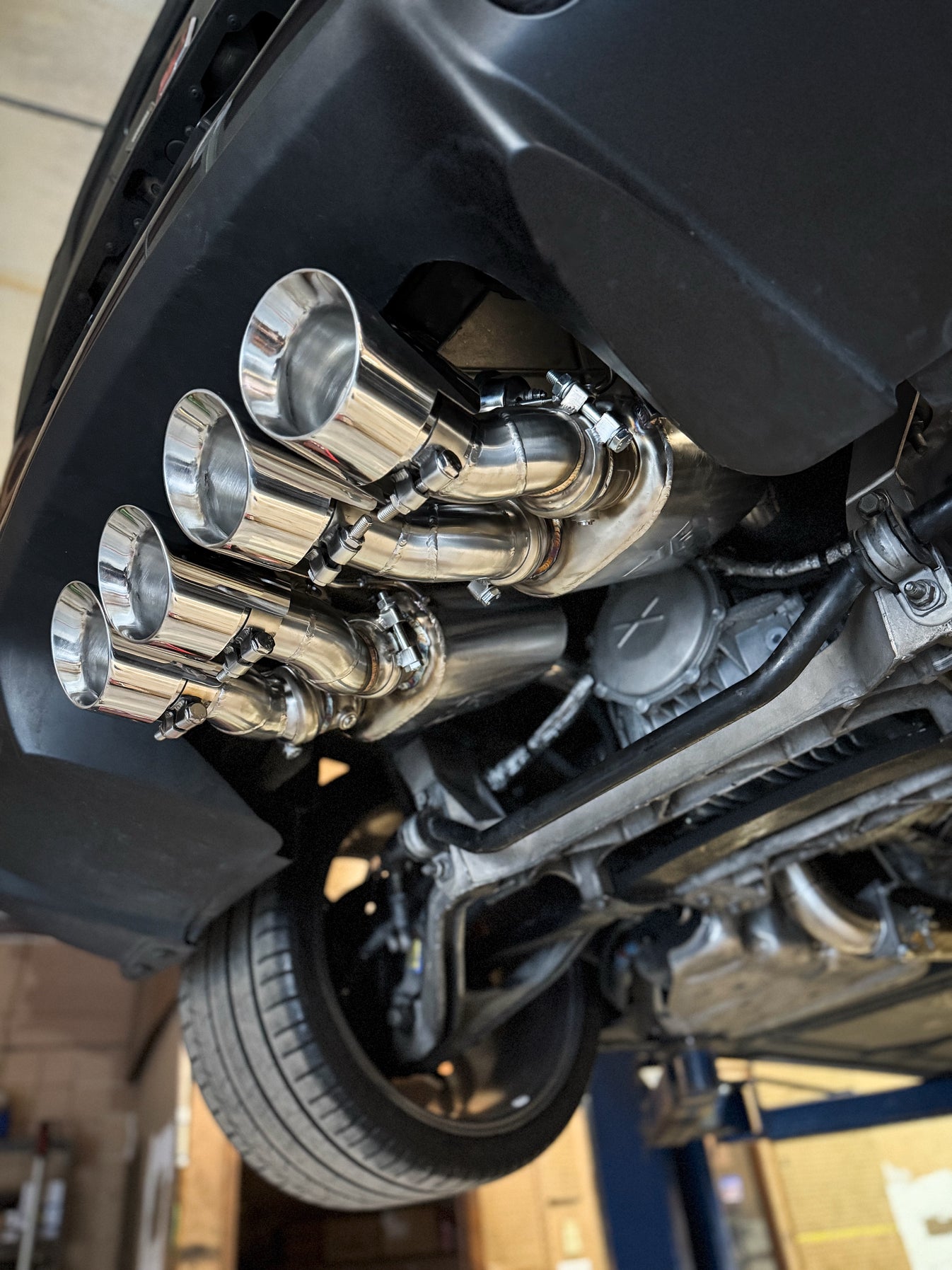 Chevrolet Corvette C6 Valved Axle Back System – Valved Exhausts